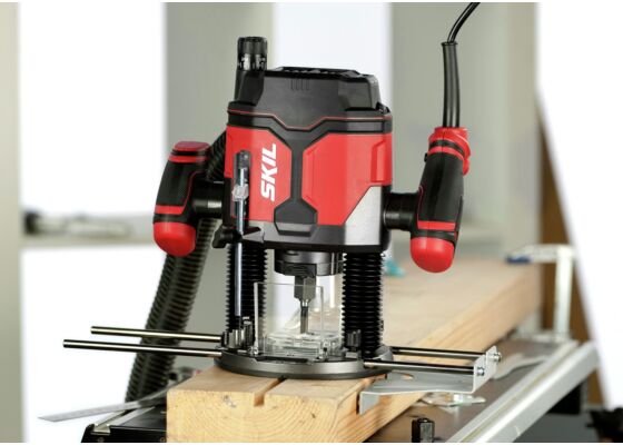 Skil 1860 AA Wood Router – O'Tooles Tools